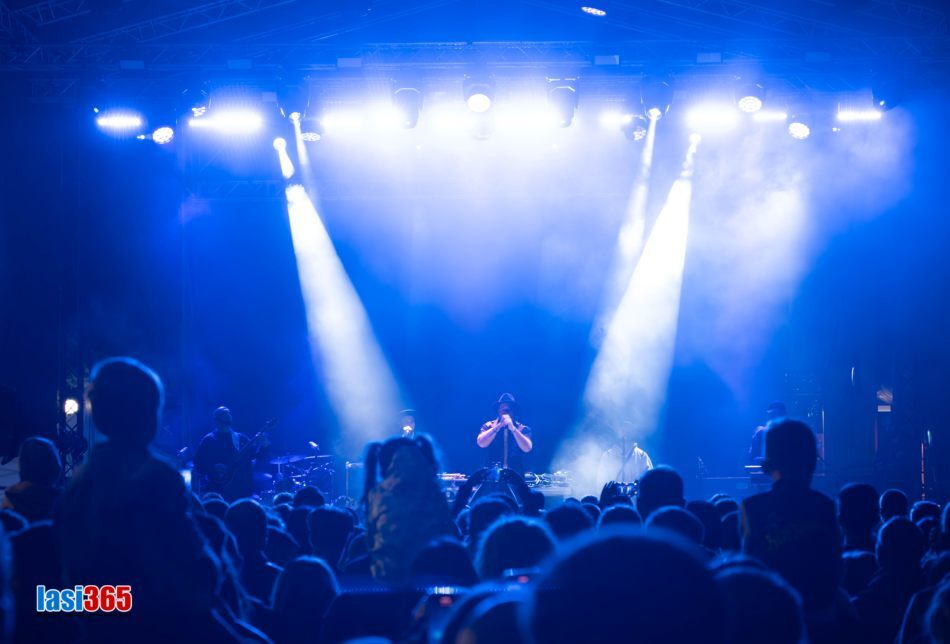 Imagini concert Subcarpați de la Festivalul Străzii Lăpușneanu 2025 ...